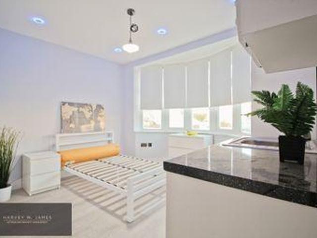 0 Bedrooms Studio for rent in Prospect Road, Woodford Green IG8