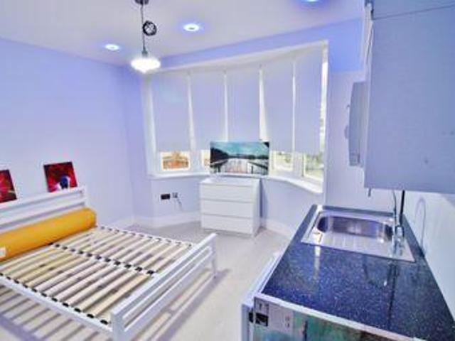 0 Bedrooms Studio for rent in Prospect Road, Woodford Green IG8