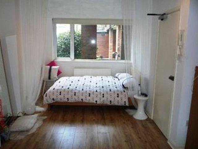0 Bedrooms Studio for rent in Princes Avenue, London N10
