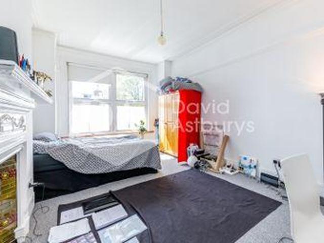 0 Bedrooms Studio for rent in Princes Avenue, Muswell Hill, London N10