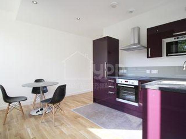 0 Bedrooms Studio for rent in Q One Residence, Wade Lane, Leeds LS2