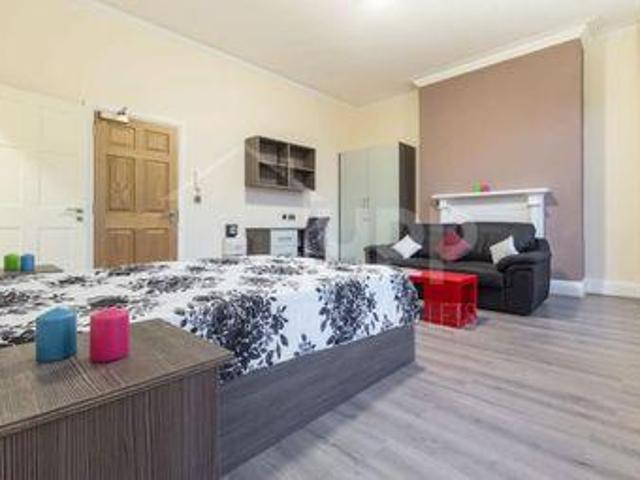 0 Bedrooms Studio for rent in Queen Square, Leeds LS2