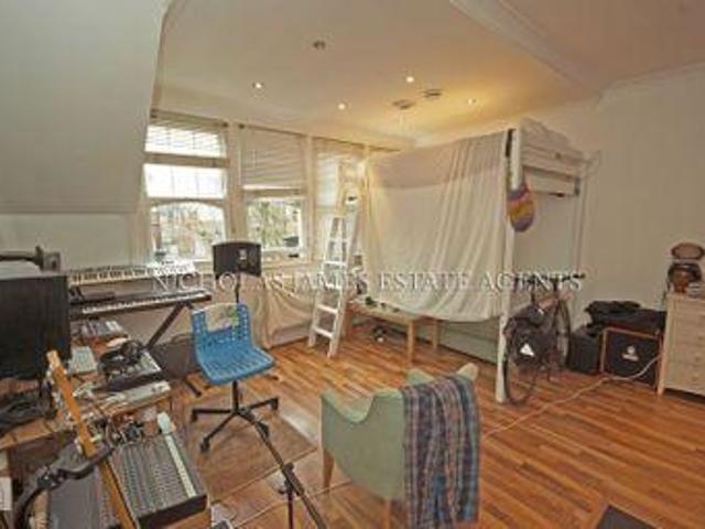 0 Bedrooms Studio for rent in Queens Avenue, London N10