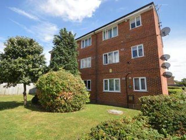 0 Bedrooms Studio for rent in Ranyard Close, Chessington KT9