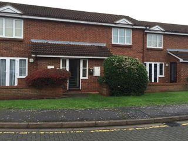 0 Bedrooms Studio for rent in Raywood Close, Harlington Heathrow Hayes UB3