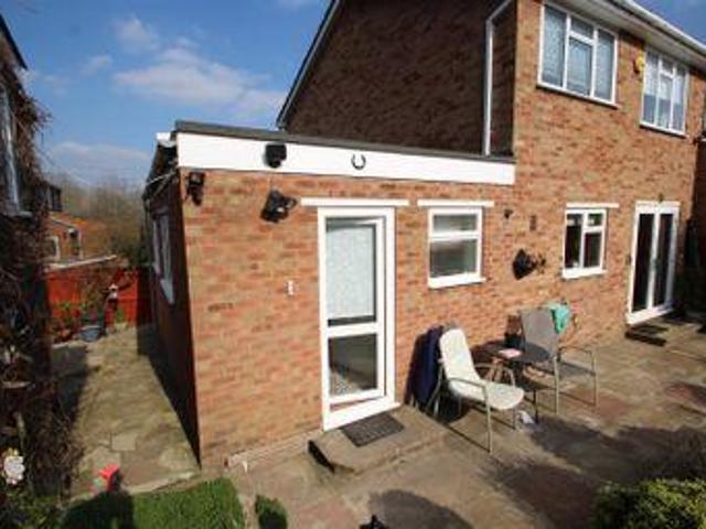 0 Bedrooms Studio for rent in Rennie Close, High Wycombe HP13