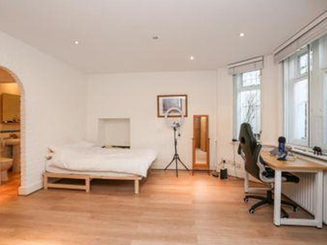 0 Bedrooms Studio for rent in Russell Road, London W14