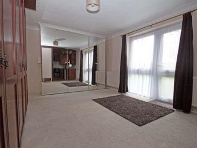 0 Bedrooms Studio for rent in Shurland Avenue, Barnet EN4
