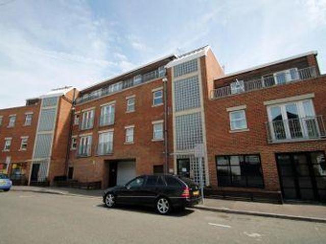 0 Bedrooms Studio for rent in Southsea Road, Kingston Upon Thames KT1