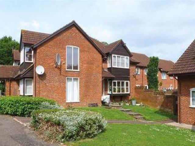 0 Bedrooms Studio for rent in Snowdon Drive, London NW9