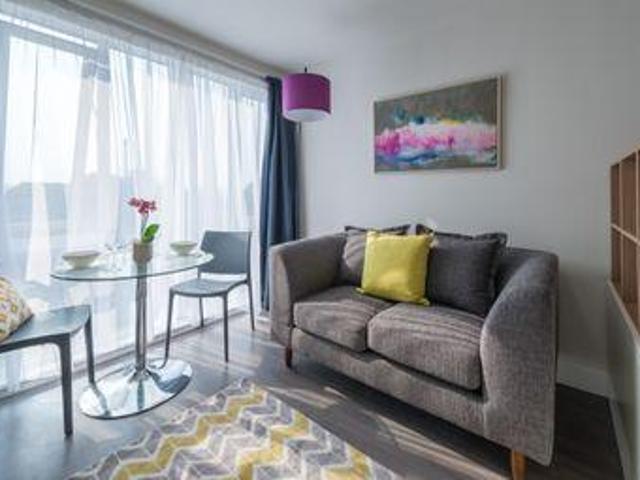 0 Bedrooms Studio for rent in St. Johns Road, Leeds, West Yorkshire LS3