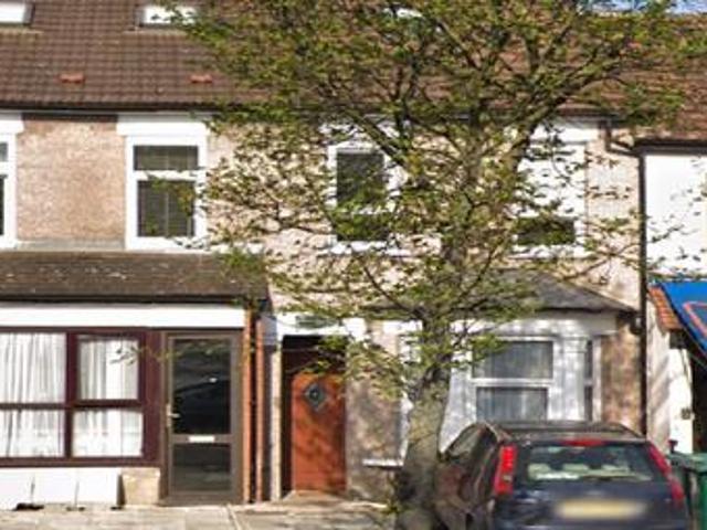 0 Bedrooms Studio for rent in Station Lane, Hornchurch, Essex RM12