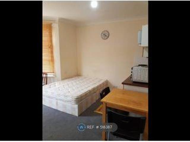 0 Bedrooms Studio for rent in Station Road, London N3