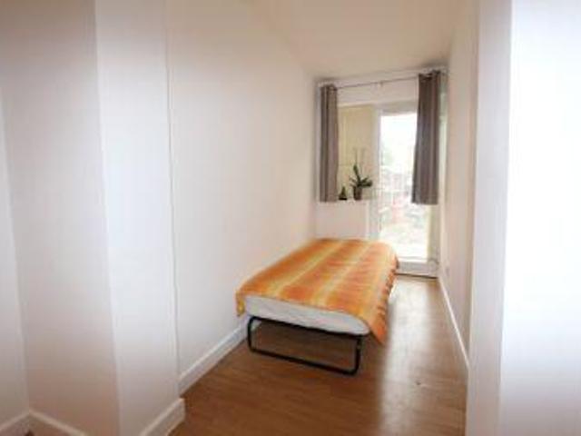 0 Bedrooms Studio for rent in Star Lane, Orpington BR5