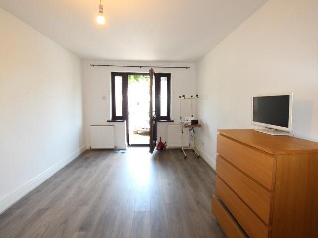 0 bedrooms To Let