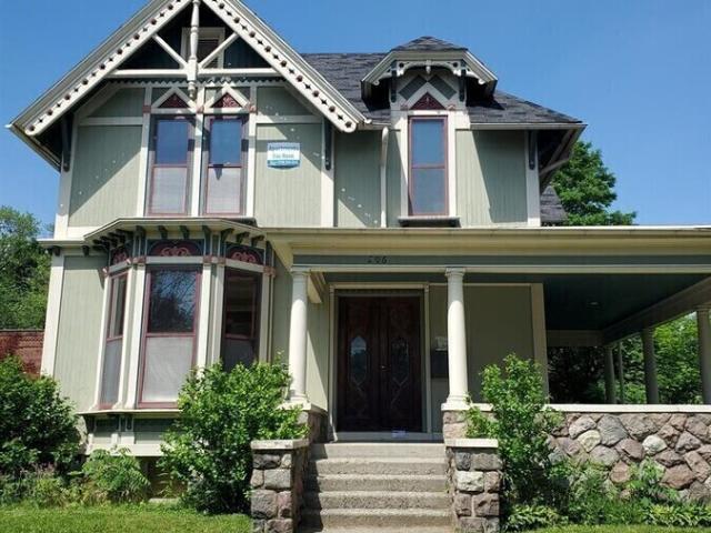 2 BR, 1 BA Apartment 206 S. Huron St. Apt Ypsilanti, MI 48197