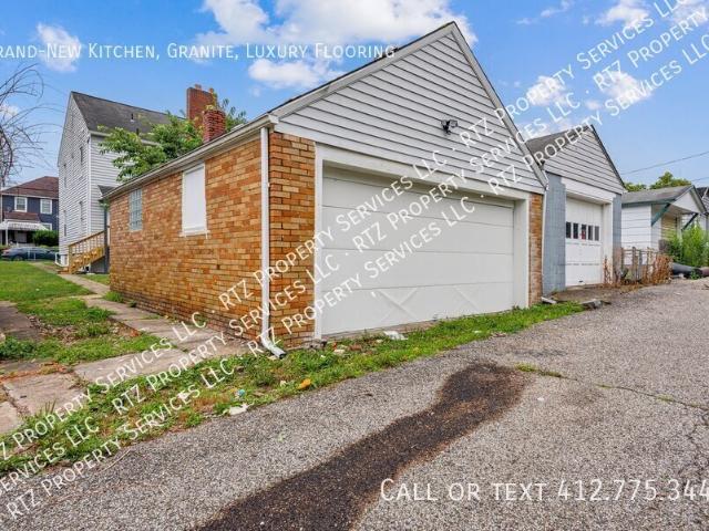 0 BR, 0 BA Apartment 553 Farnsworth Avenue Garage, Clairton, PA 15025