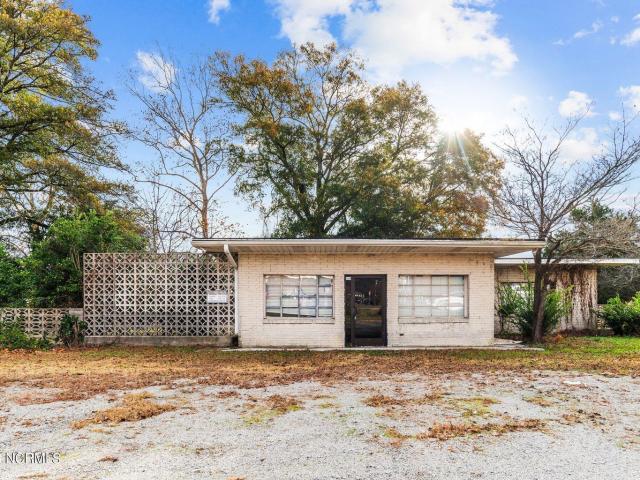 0 BR, 0 BA Apartment 801 East Blvd, Williamston, NC 27892