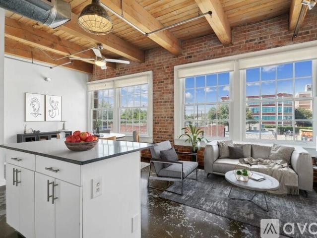 0 BR, 1 BA Apartment Commerce St, Unit Apt#7836A, Dallas, TX 75226