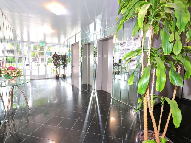 0 BR, 1 BA Apartment 1402 North Alta Vista Boulevard Unit 100, Los Angeles, CA 90046