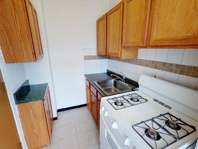 0 BR, 1 BA Apartment 1440 1450 East 52nd Street Unit 23I, Chicago, IL 60615