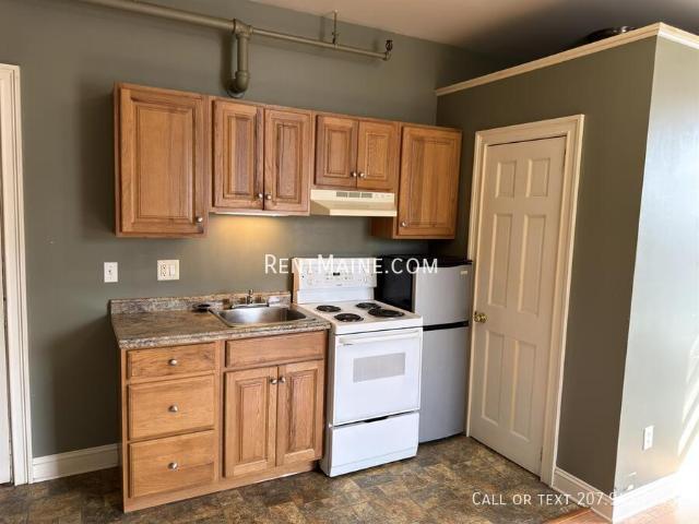 0 BR, 1 BA Apartment 145 Union St. Apt Bangor, ME 04401