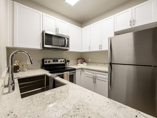 0 BR, 1 BA Apartment 14901 Newport Avenue Unit 033, Tustin, CA 92780