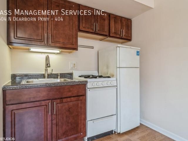 0 BR, 1 BA Apartment 1504 N Dearborn Pkwy, Chicago, IL 60610