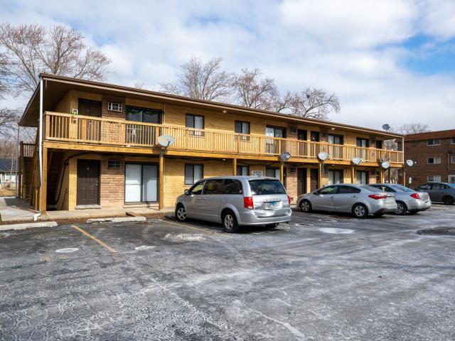 0 BR, 1 BA Apartment 15301 16 Knox Ave, Oak Forest, IL 60452