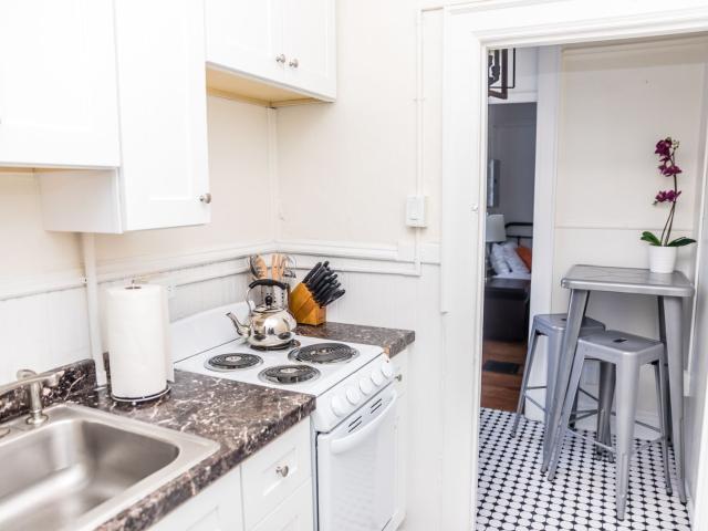 0 BR, 1 BA Apartment 1537 N Pearl St, Denver, CO 80203