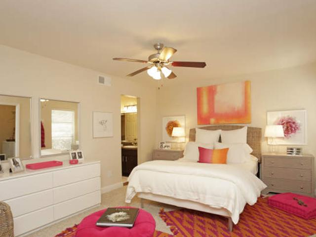 0 BR, 1 BA Apartment 16300 Ledgemont Ln, Addison, TX 75001