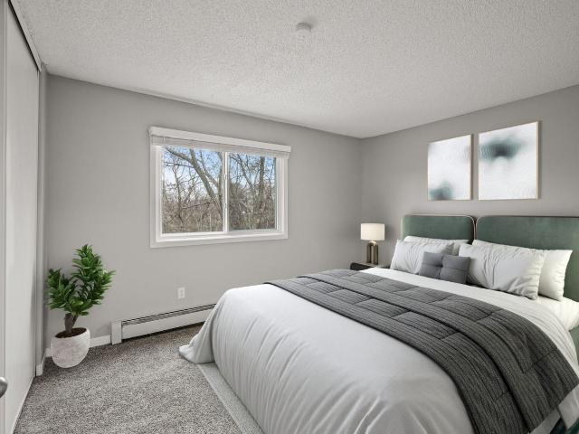 0 BR, 1 BA Apartment 165 County Road B2 E Unit 304, Saint Paul, MN 55117