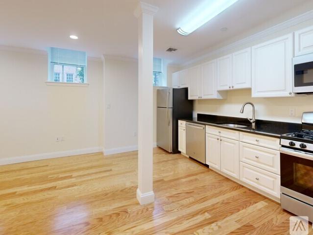 0 BR, 1 BA Apartment 18 Chauncy St, Unit 3, Brookline, MA 02138