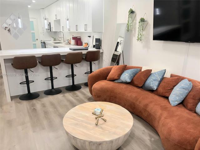 0 BR, 1 BA Apartment 100 Lincoln Rd # 301, Miami Beach FL 33139, Miami Beach, FL 33139
