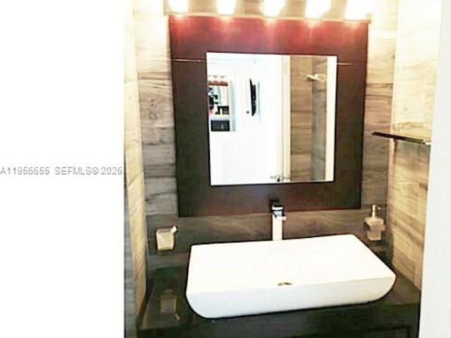 0 BR, 1 BA Apartment 100 Lincoln Road, Miami Beach, FL 33139