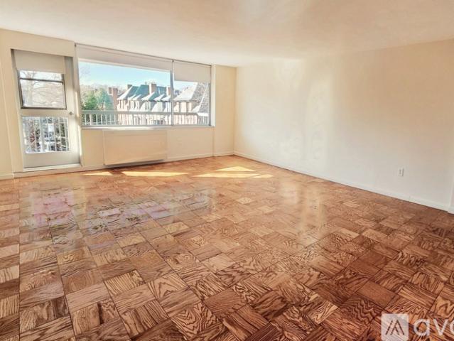 0 BR, 1 BA Apartment 101 Monmouth St, Unit, #207, Brookline, MA 02446
