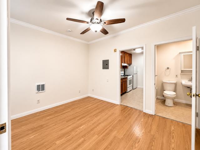 0 BR, 1 BA Apartment 1117 3rd St Santa Monica, CA 90403