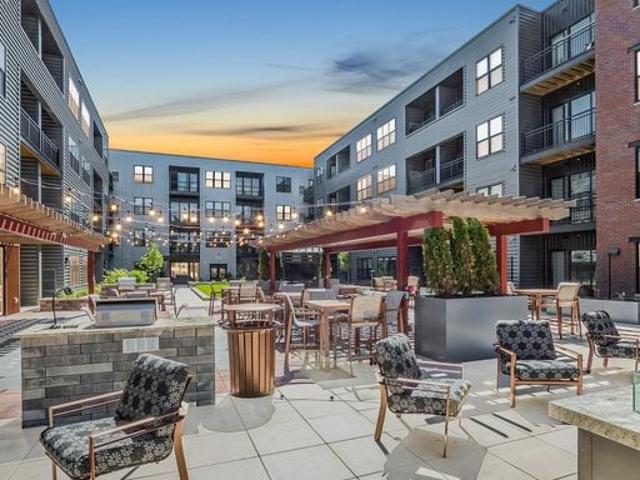 0 BR, 1 BA Apartment 11221 Synergy Dr Ste 100 Unit B B 530, Milwaukee, WI 53222