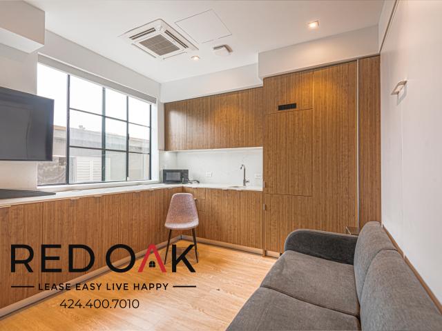 0 BR, 1 BA Apartment 11649 Mayfield Ave, Los Angeles, CA 90049