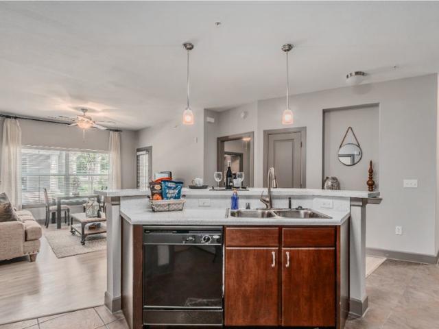 0 BR, 1 BA Apartment 11917 Greenville Ave, Dallas, TX 75243
