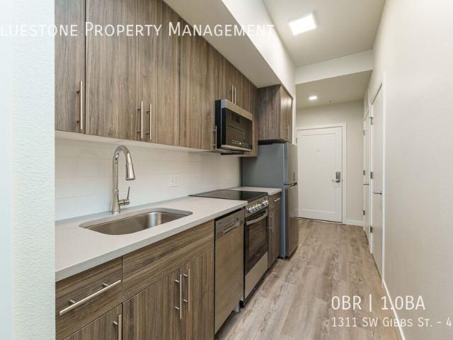 0 BR, 1 BA Apartment 1311 SW Gibbs St Portland, OR 97239