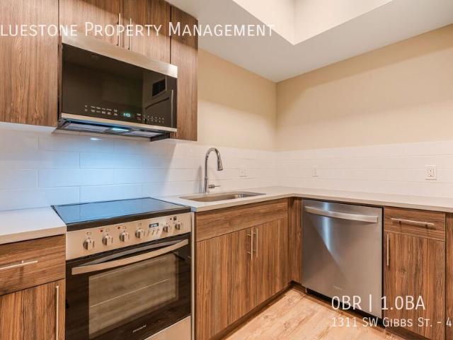 0 BR, 1 BA Apartment 1311 SW Gibbs St Portland, OR 97239