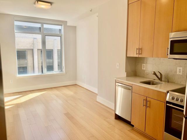 0 BR, 1 BA Apartment 1355 17th St NW Unit 926, Washington, DC 20036