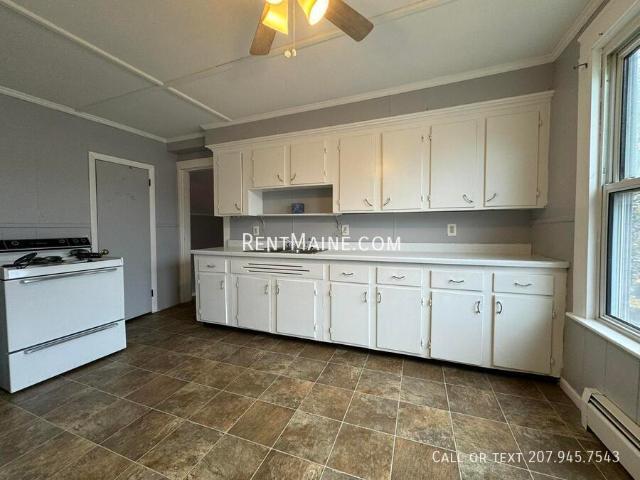 0 BR, 1 BA Apartment 13 Kidder St. Apt Winslow, ME 04901
