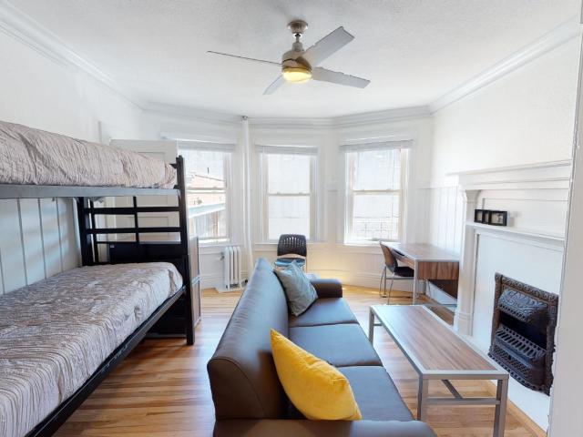 0 BR, 1 BA Apartment 2510 Bancroft Way Unit 319, Berkeley, CA 94704