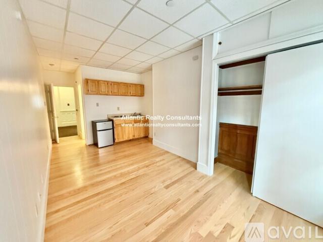 0 BR, 1 BA Apartment 272 Newbury St, Unit 201, Boston, MA 02116