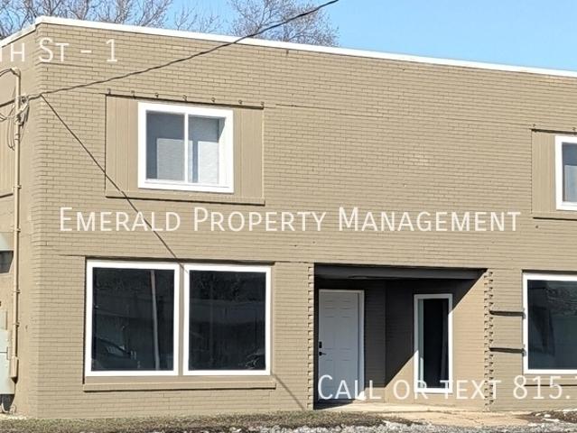 0 BR, 1 BA Apartment 2737 11th St, Rockford, IL 61109