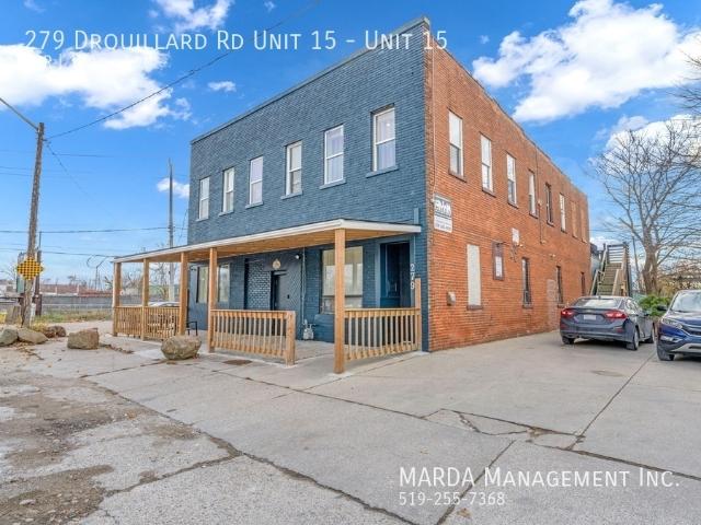 0 BR, 1 BA Apartment 279 Drouillard Rd Unit 15, Windsor, ON N8Y 2P4