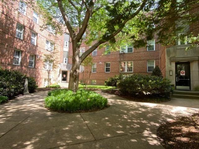 0 BR, 1 BA Apartment 2820 Devonshire Place, NW, Washington, DC 20008