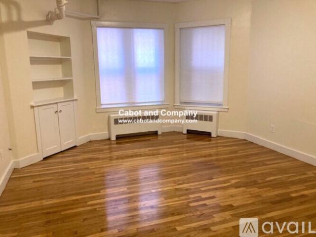 0 BR, 1 BA Apartment 295 Newbury St, Unit 2B, Boston, MA 02115